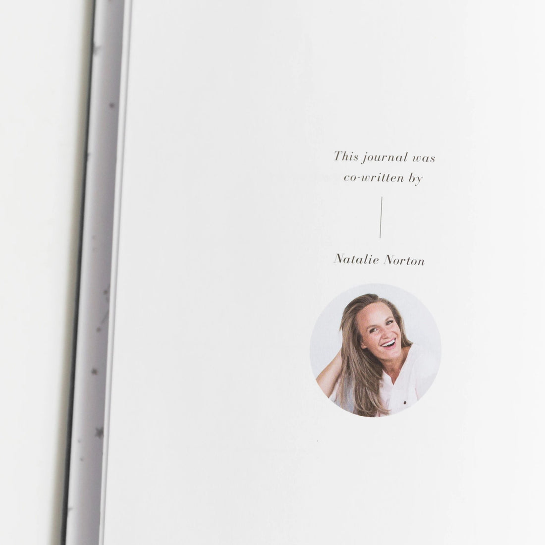 Honoring My Loved One: A Remembrance Journal (Deep Blue) – Promptly ...